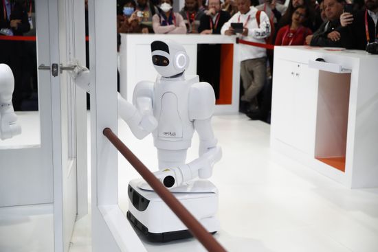 Aeolus Robotics Aeo Multifunction Robot Opens Editorial Stock Photo ...