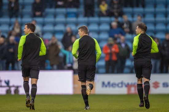 Adam Nunn Assistant Referee Samuel Barrott Editorial Stock Photo ...