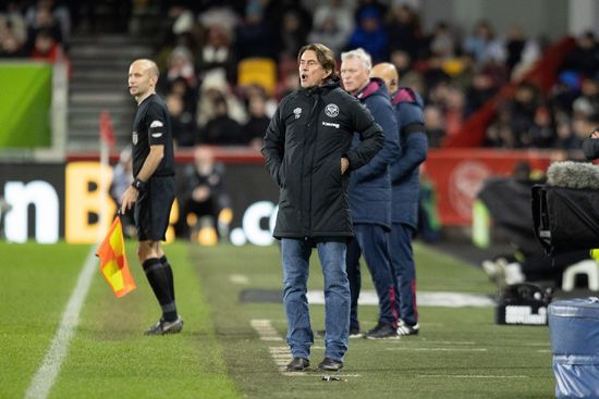 Brentford Head Coach Thomas Frank Pointing Editorial Stock Photo ...