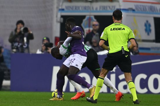 Pedro Obiang Sassuoloalfred Duncan Fiorentina During Editorial Stock ...