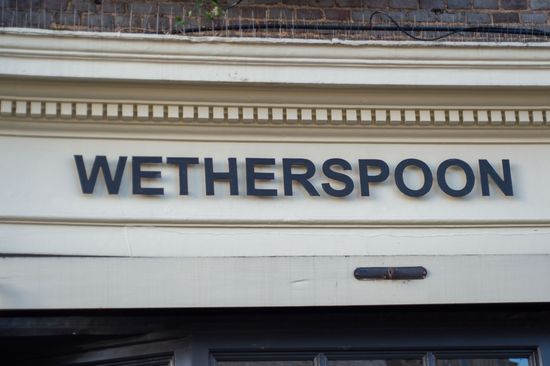 Wetherspoon King Castle Pub Windsor Pub Editorial Stock Photo - Stock ...