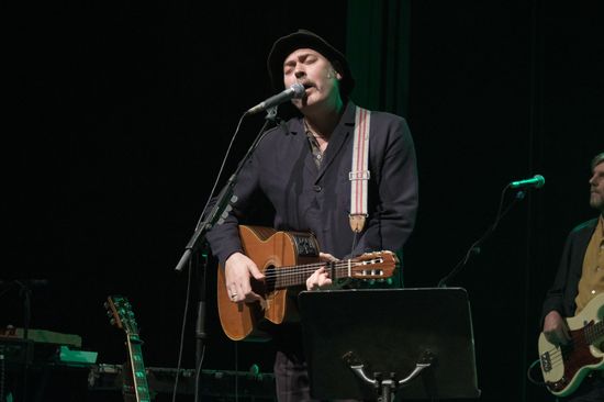Singer Stuart Ashton Staples Group Tindersticks Editorial Stock Photo ...