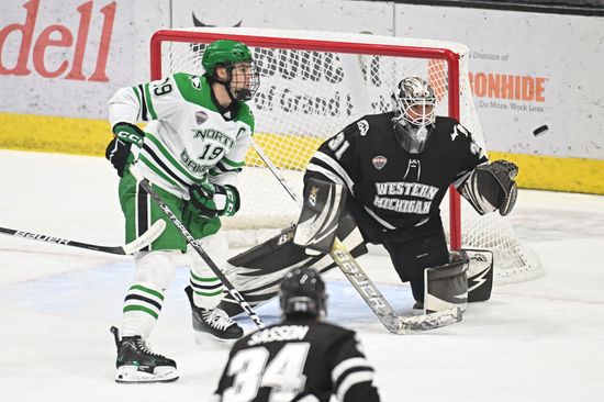 Western Michigan Broncos Goaltender Cameron Rowe Editorial Stock Photo ...