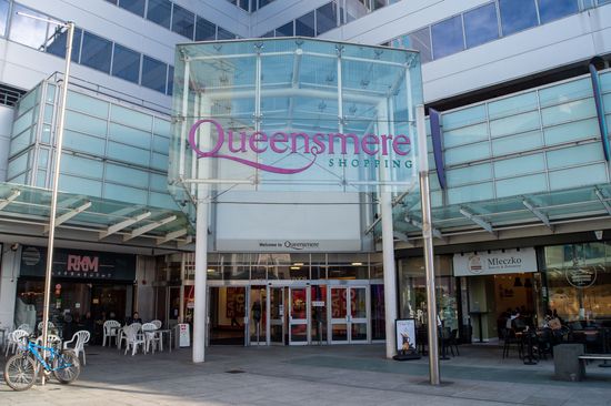 Queensmere Shopping Centre Slough Western Side Editorial Stock Photo ...