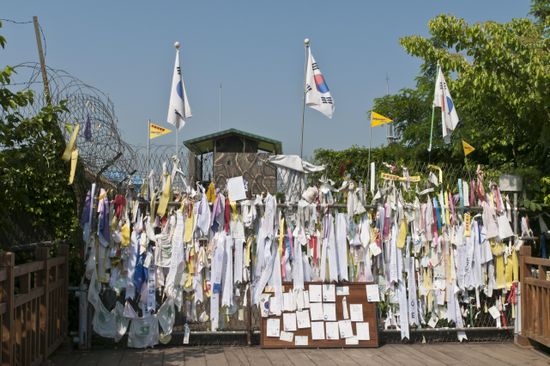 Messages Flags Pinned Barricade End Freedom Editorial Stock Photo ...