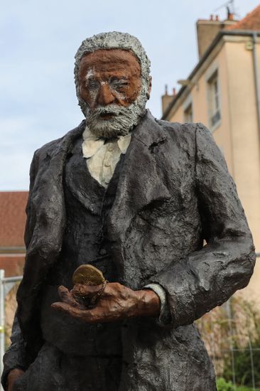 Statue Victor Hugo By Ousmane Sow Editorial Stock Photo - Stock Image ...