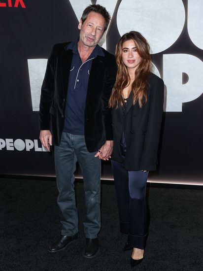 David Duchovny Girlfriend Monique Pendleberry Arrive Editorial Stock ...