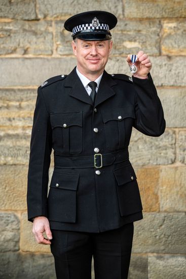 Pc Stephen Tanner Receives Queens Police Editorial Stock Photo - Stock ...