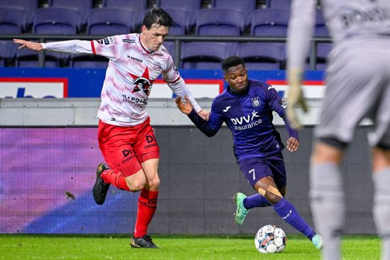 Essevees Bent Sormo Anderlechts Francis Amuzu Editorial Stock Photo ...