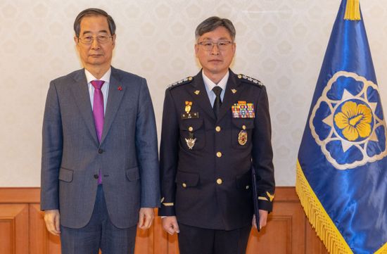 Prime Minister Han Ducksoo L Poses Editorial Stock Photo - Stock Image ...