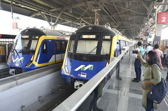 Mumbai Metro Route 2a 7 Operations Editorial Stock Photo - Stock Image ...