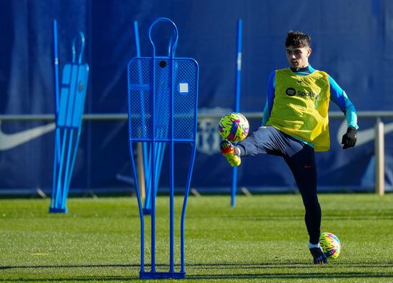 Fc Barcelonas Pedri During Teams Training Editorial Stock Photo - Stock ...