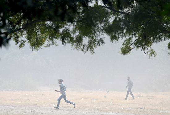 People Playing Smoggy Morning Ramlila Ground Editorial Stock Photo ...