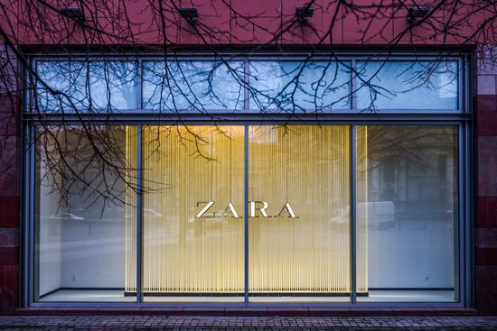 Zara Store Window Warsaw Poland Editorial Stock Photo - Stock Image ...