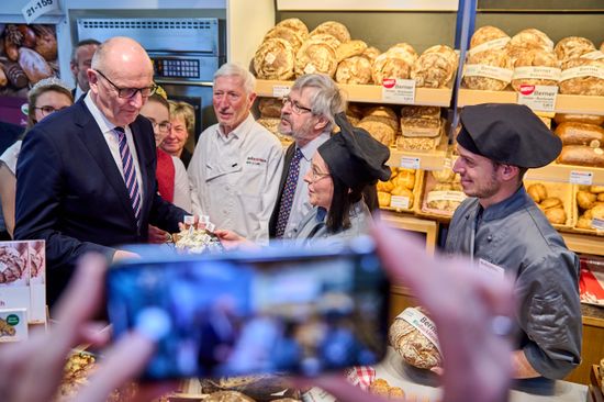 Brandenburgs Minister President Dietmar Woidke Visiting Editorial Stock ...