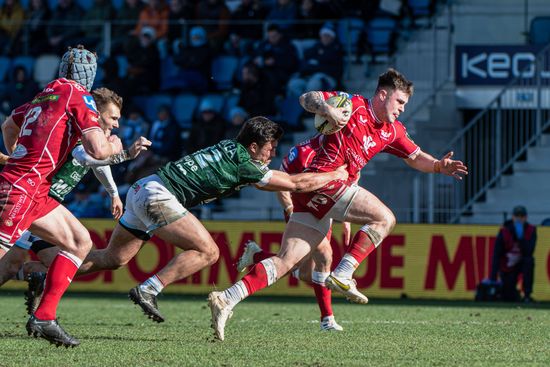 Joe Roberts 13 Scarlets Rugby Gbwls Editorial Stock Photo - Stock Image ...