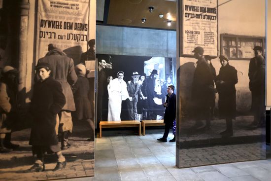 Vistors Look Exhibitions Yad Vashem Holocaust Editorial Stock Photo ...