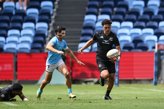 Che Clarke R New Zealand Catches Editorial Stock Photo - Stock Image ...