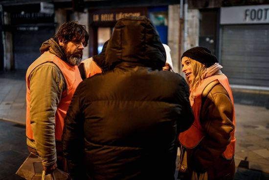 Volunteers Interview Homeless People During Solidarity Editorial Stock ...