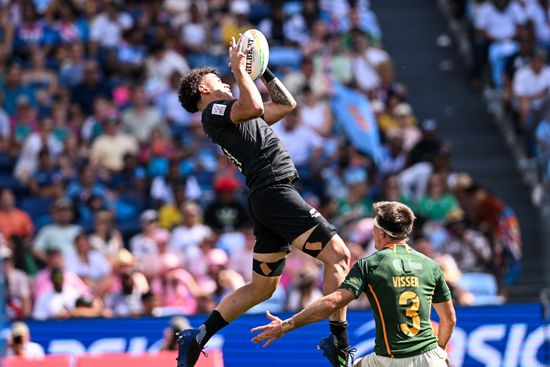 Che Clarke New Zealand Goes High Editorial Stock Photo - Stock Image ...