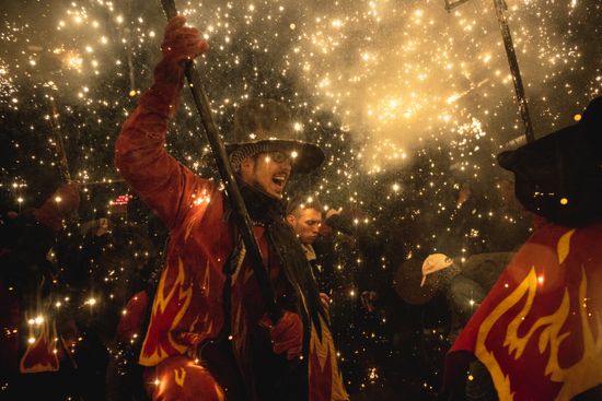 Fire Runners Devil Costumes Dance Traditional Editorial Stock Photo ...