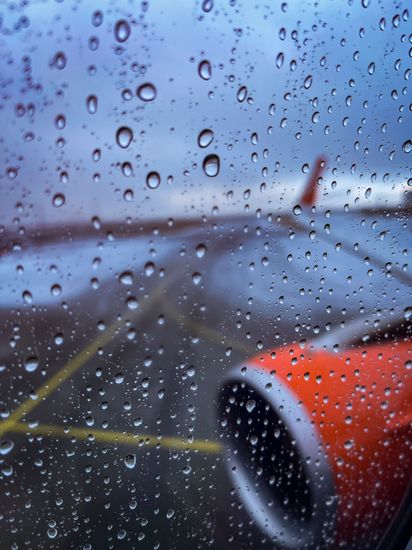 Wing Easyjet Airplane Airport Keflavik Iceland Editorial Stock Photo ...