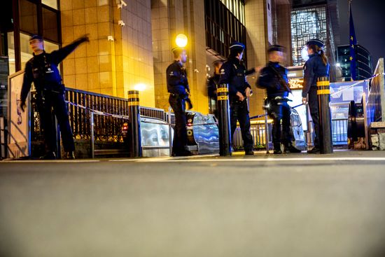 Police Officers Hold Security Perimeter Around Editorial Stock Photo ...