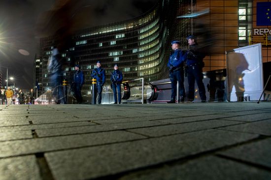 Police Officers Hold Security Perimeter Around Editorial Stock Photo ...