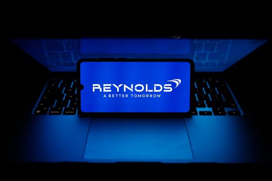 Reynolds American Inc Logo Displayed On Editorial Stock Photo - Stock ...