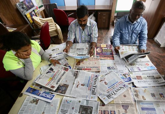 People Read Newspaper Bangalore India 03 Editorial Stock Photo - Stock ...