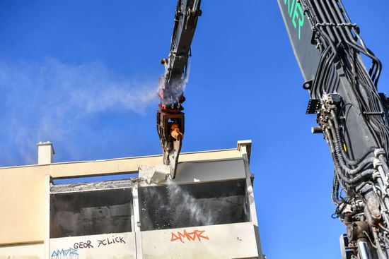Beginning Demolition Signal Building Building Evacuated Editorial Stock ...