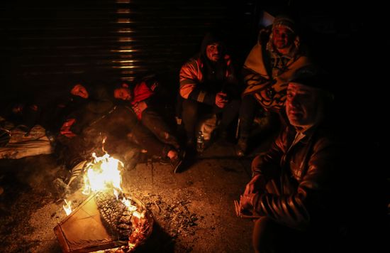 People Warm Themselves Around Fire Emergency Editorial Stock Photo ...