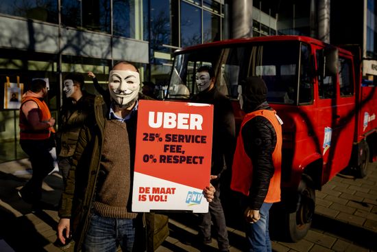 Uber Drivers Protest Outside Ubers Headquarters Editorial Stock Photo ...