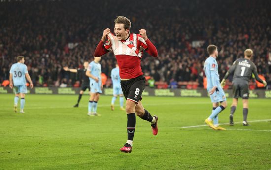 Sander Berge Sheffield United Scores Goal Editorial Stock Photo - Stock ...