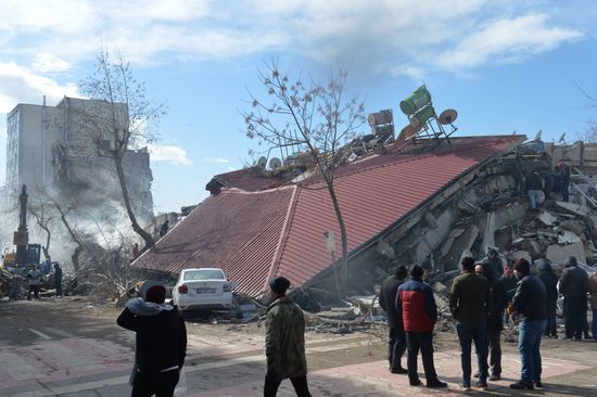 People Gather Around Rubble Building Destroyed Editorial Stock Photo ...