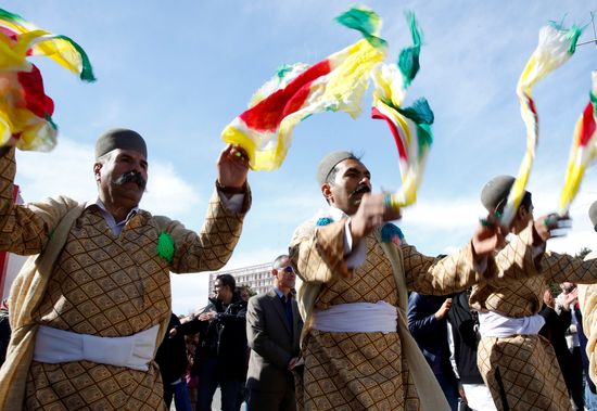 Iranians Wearing Fars Traditional Outfit Dance Editorial Stock Photo ...