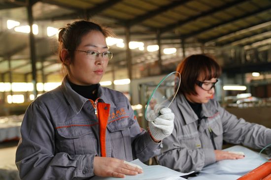 Workers Check Glass Fittings Pot Lids Editorial Stock Photo - Stock ...