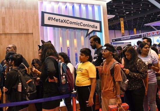 People Seen Standing Queue Comic Con Editorial Stock Photo - Stock ...