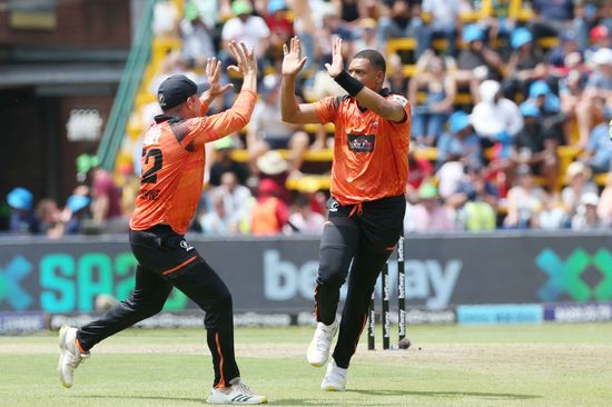 Ottniel Baartman Sunrisers Eastern Cape Celebrates Editorial Stock ...