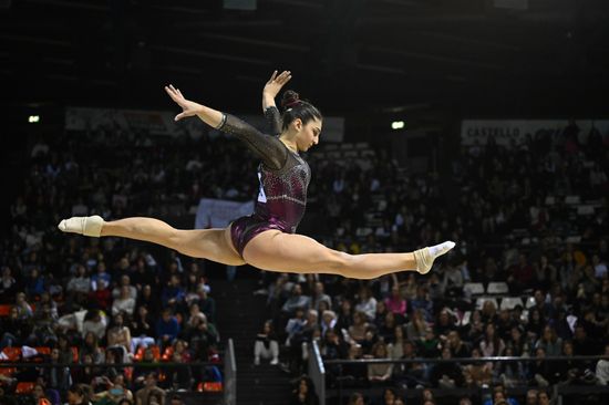 Manila Esposito Ginnastica Civitavecchia Beam Editorial Stock Photo ...