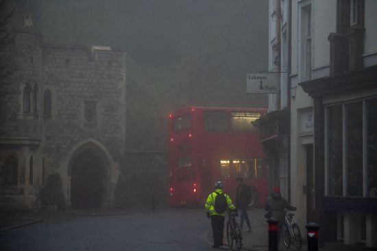 Foggy Start Day Windsor Berkshire Met Editorial Stock Photo - Stock ...