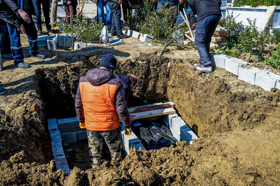 People Prepare Tomb Three Children Who Editorial Stock Photo - Stock ...