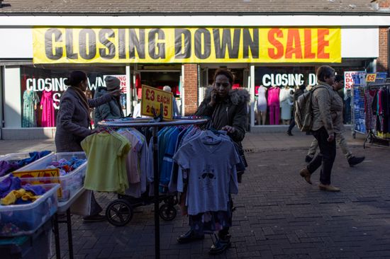 Customers Walk Past Closing Down Shop Editorial Stock Photo - Stock ...