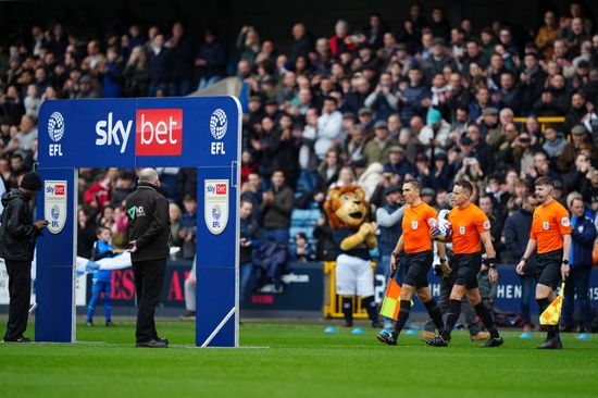 Referee Steve Martin His Linesman Walk Editorial Stock Photo - Stock ...