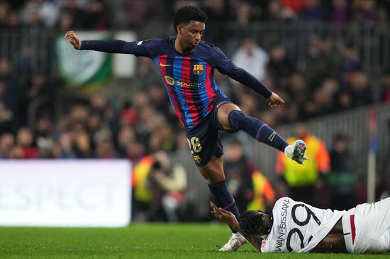 Alejandro Balde Fc Barcelona Aaron Wanbissaka Editorial Stock Photo ...