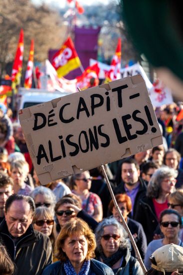 Placard Decapitalize Them Demonstration On Fifth Editorial Stock Photo ...
