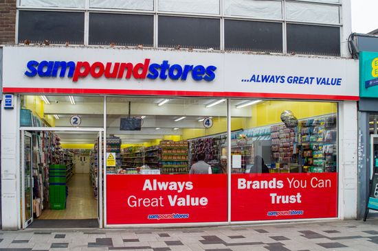Sam Pound Stores Shop Slough Following Editorial Stock Photo - Stock ...