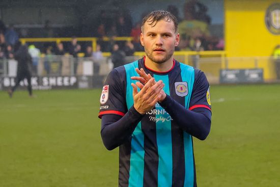 Crewe Alexandra Forward Elliot Nevitt 20 Editorial Stock Photo - Stock ...