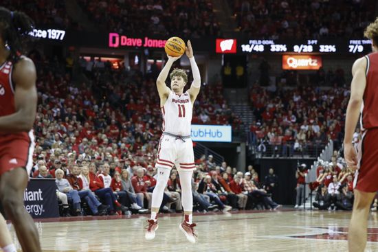 Wisconsin Badgers Guard Max Klesmit 11 Editorial Stock Photo - Stock ...