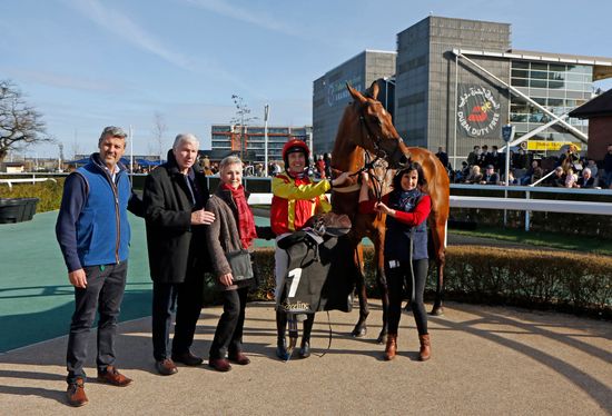 Dalamoi Alan Johns Winner Bloomfields Horseboxes Editorial Stock Photo ...